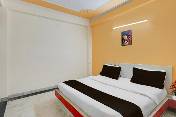 Hotel O Tavira Inn - Noida