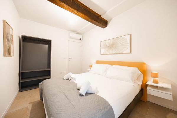 Albana Central Apartment, Bologna City Center - Emilia-Romagna