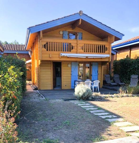 Le Chalet Des Vagues - Bias