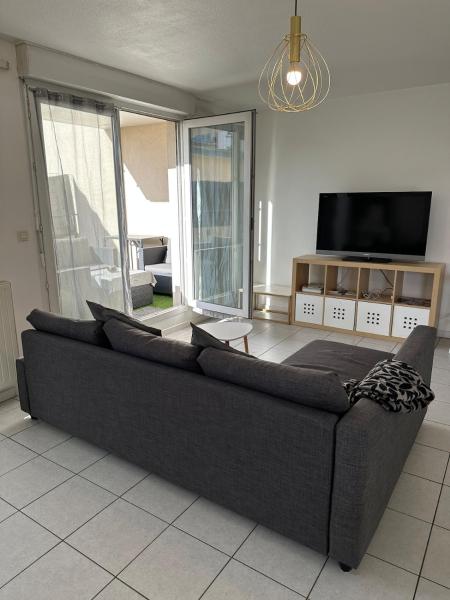 Proche Eurexpo Lyon, Groupama Stadium & Ldlc Arena - Bron