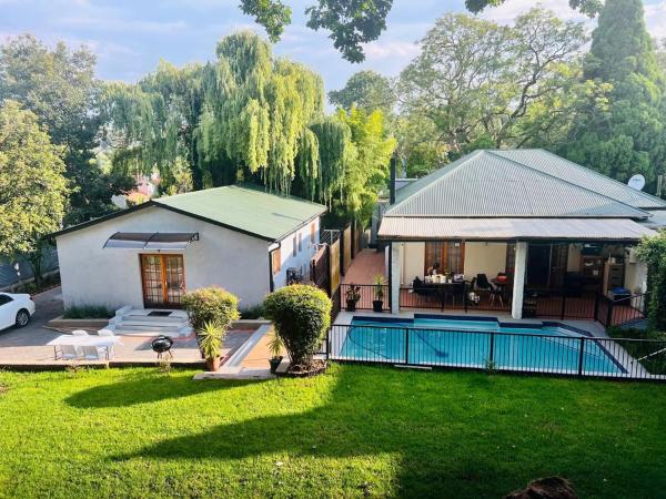 Melville Koppies View Guest House - Johannesburg