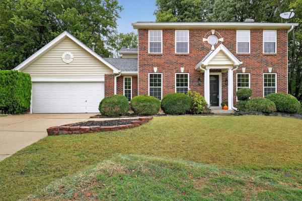 King’s Corner Retreat By Staylage - Chesterfield, MO