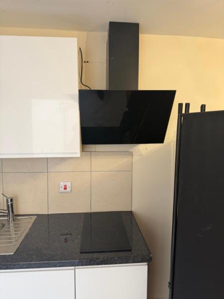 1 Bedroom House - Romford