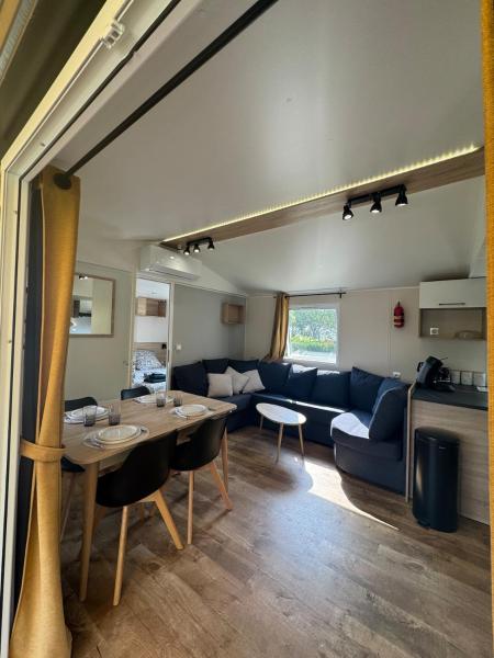 Grand Bungalow 313, 6 Personnes, Camping Siblu Le Lac Des Rêves - Pérols