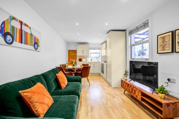 Stylish London Flat With Outdoor Area & Fast Wi-fi - Croydon, UK