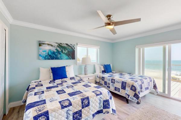 Atlantic Sunrise Home Plus Cottage - Daytona Beach