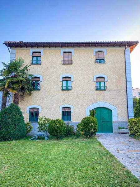 Casa Rural Masión De Egüés - Pamplona