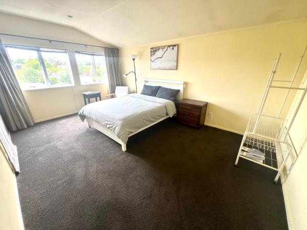 Cosy Retreat Near Mairangi Bay - Riverhead