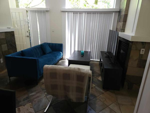 Vancouver Townhouse Stylish 2-bedroom In The Heart Of Downtown - Vancouver