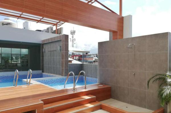 Hotel Cerro Azul - La Merced