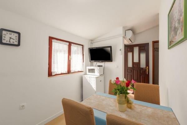 Komfortables Apartment Nur 600 Meter Zum Strand Und Zum Unesco-weltkulturerbe - Poreč