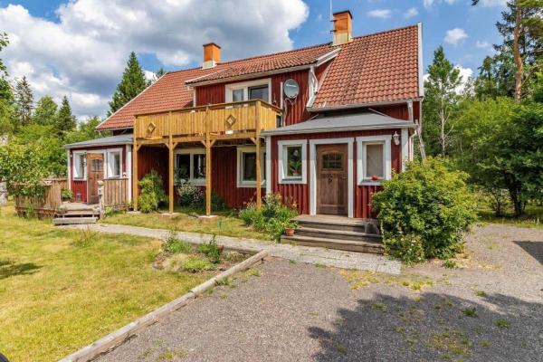 Kal1031-boda-glasbruk-storgatan-32 - Emmaboda