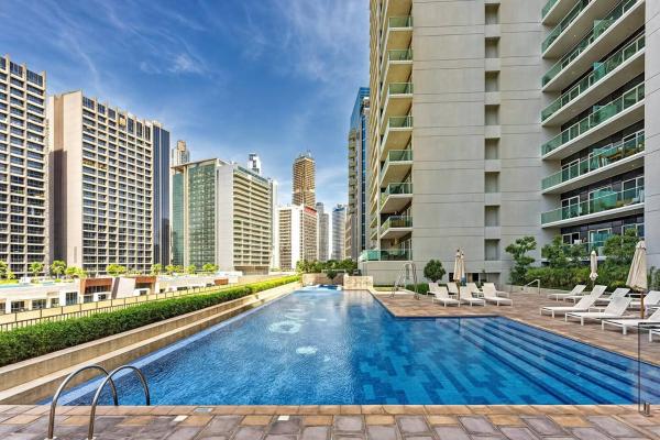 Chic 1br At Reva Stunning Canal Views - Dubai