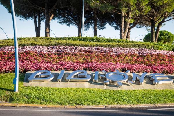 Bright Apartment With Terrace-beahost - Bibione