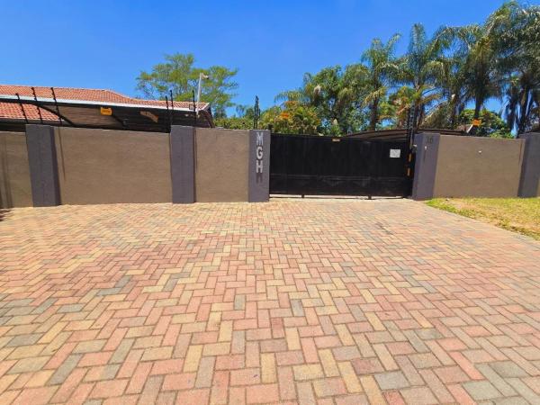 Bonim Guesthouse - Aka Magisha Guesthouse - Mbombela