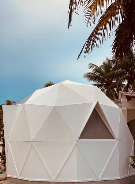 Frequency Beachfront Domes El Cuyo - El Cuyo