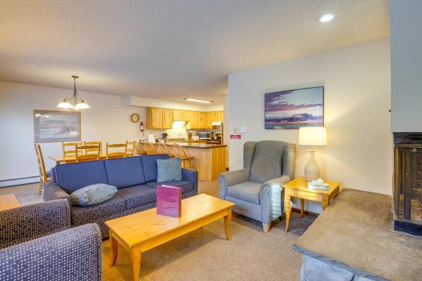 Steps To Free Ski Shuttle! Dtwn Winter Park Condo - Winter Park, CO