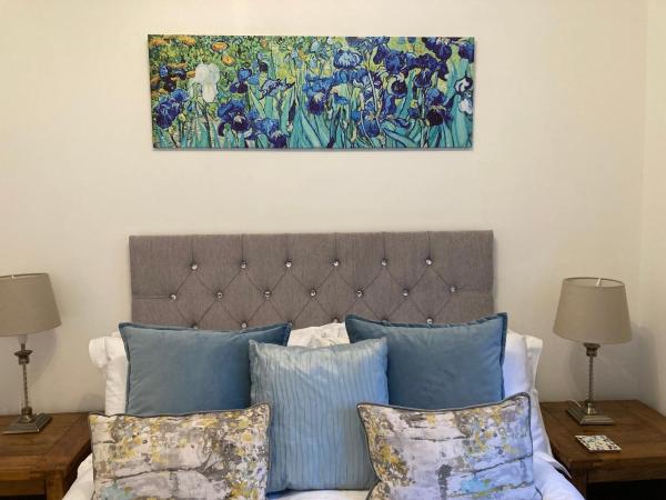 Stylish Boutique Annexe Nestled In Bloxham Village - Hempton