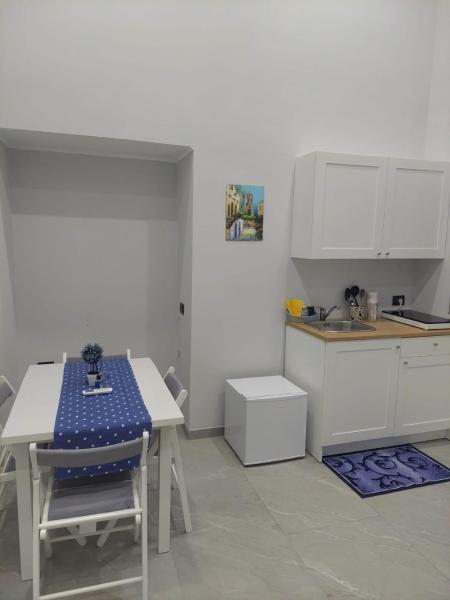 Leo Homestay - Napoli