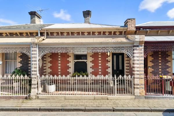Victorian Charm With Modern South Melbourne Style - St Kilda
