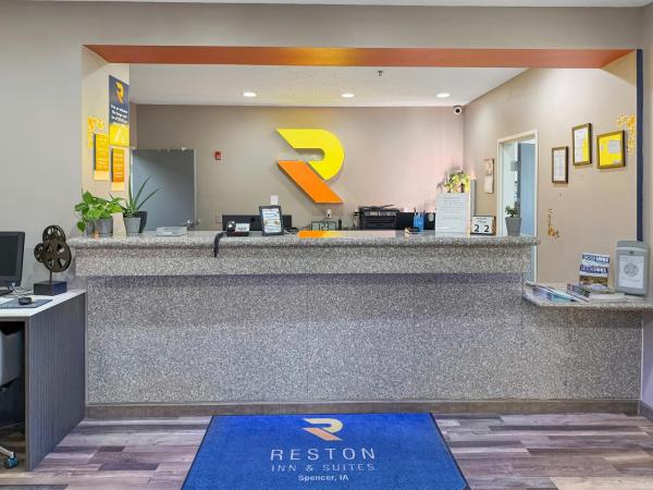 Reston Inn & Suites - Iowa
