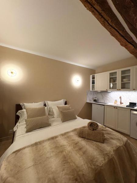 Authentic Provençal Studio - Nice