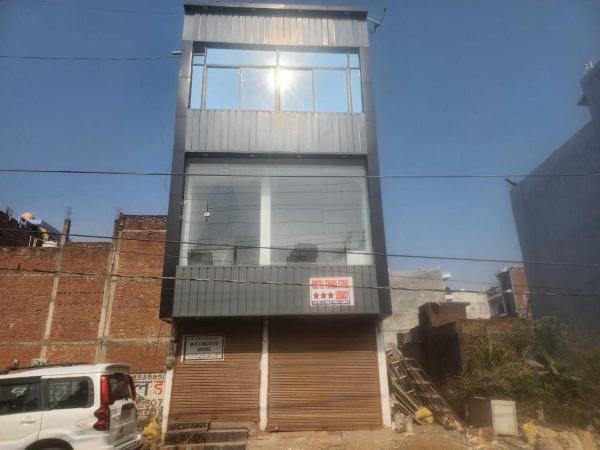 Spot On Hotel Three Star Legacy - Kanpur