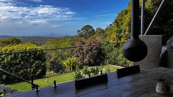 Hilltop Getaway - Brisbane