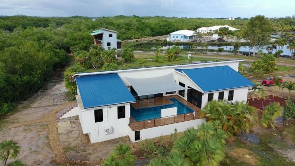 Sunset Oasis Waterfront - Belize