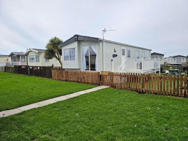 205 Holiday Resort Unity 6 Berth No Pets Passes Optional - Brean