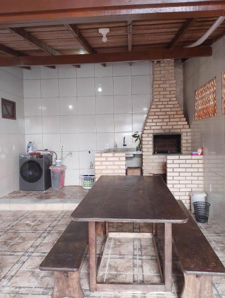 Sobrado 400 Mts Da Praia Para Temporada - Florianópolis