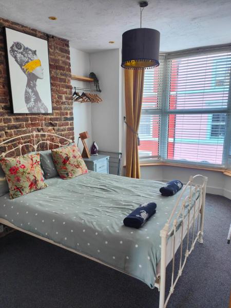 Funky Two-bedroom Flat Close To Town Centre - Hastings