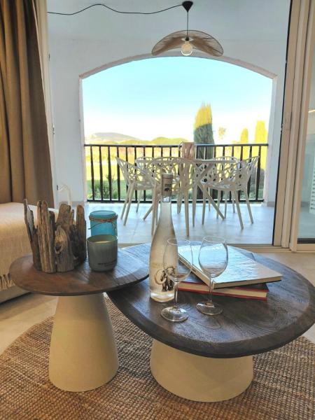 Côté Mer 5 Personnes Plage Et Piscine Golfe De St Tropez - Gassin