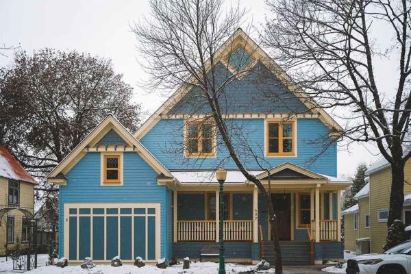 Samson House - Revelstoke