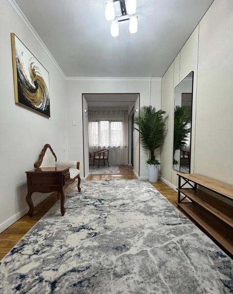 Classic Charm Apartment Tashkent - Taskent