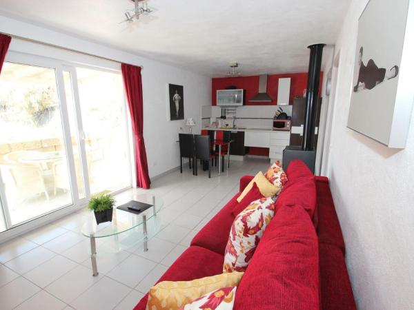 Holiday Home Casa Romeo Mit Kaminofen Und Sonnenterrasse By Interhome - Guía de Isora