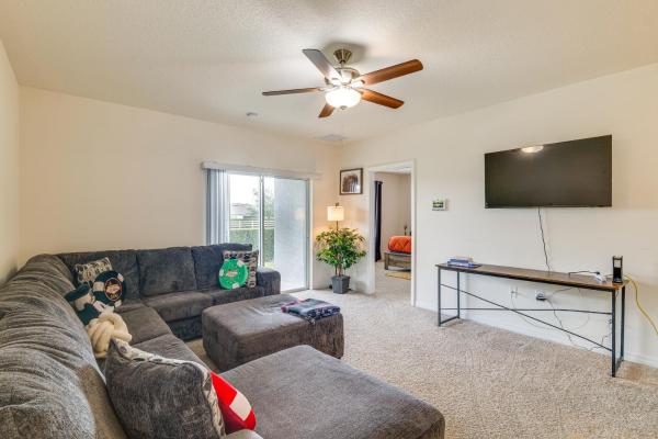 Orlando Theme Park Basecamp Family Home With Patio - Haines City, FL