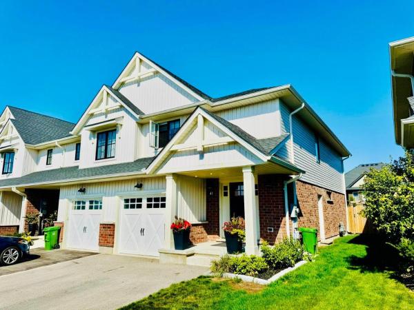 Sky Cove - Modern Comfort, Simple, Cozy, Central - St. Thomas