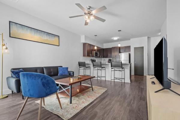 Cozysuites Modern 1br Nora Indianapolis #8 - Castleton, IN