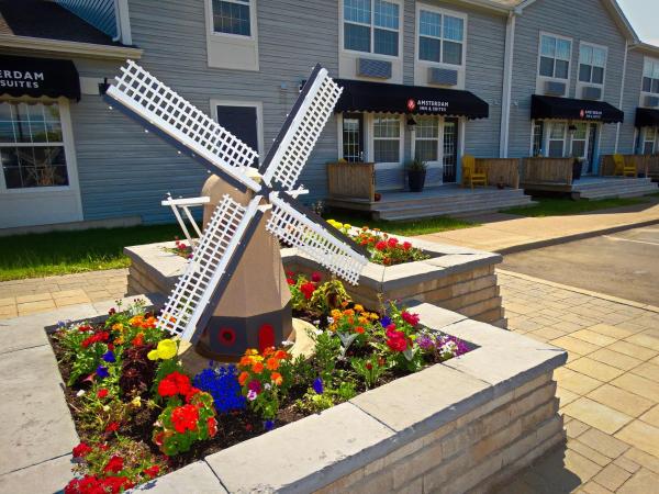 Amsterdam Inn & Suites Moncton - New Brunswick