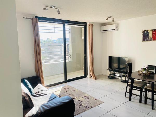 Kingelph Stylish 1- Bedroom Apartment - Windhoek