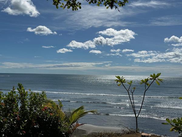Beachfront House With Terrace And Panoramic Ocean View - Panama