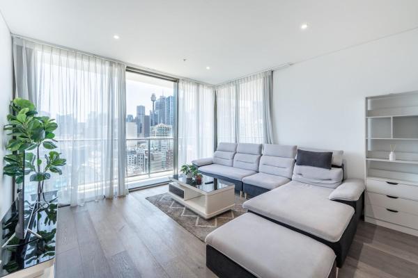 Luxury Apartment With Full Darling Harbour Views - Sydney central station