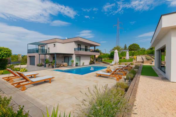 Villa Viktoria With Private Pool, Barbecue, Gym, Children's Playground - Kroatien