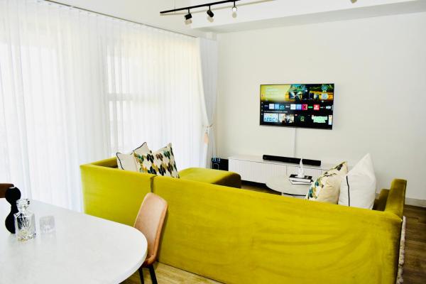 Sandton Celestial Haven Apartment Power Backup Water Backup,rooftop Pool,walk To Sandton City - Randburg
