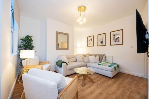 Goulder House - Cheadle