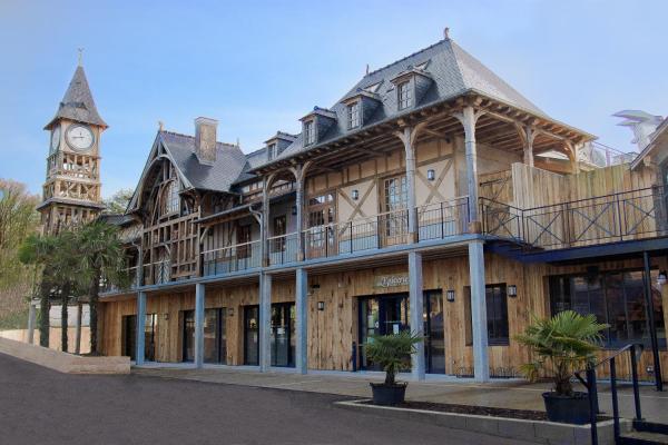 Mobile Homes By Kelair At Camping Domaine Des Ormes - Miniac-Morvan