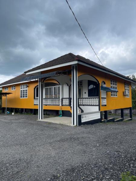 Dj Homestay - Tanah Merah