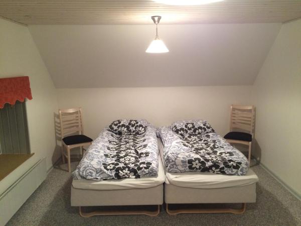 Rummeligt Værelse På 1 Sal I Rolig Villa I Kolding - Kolding