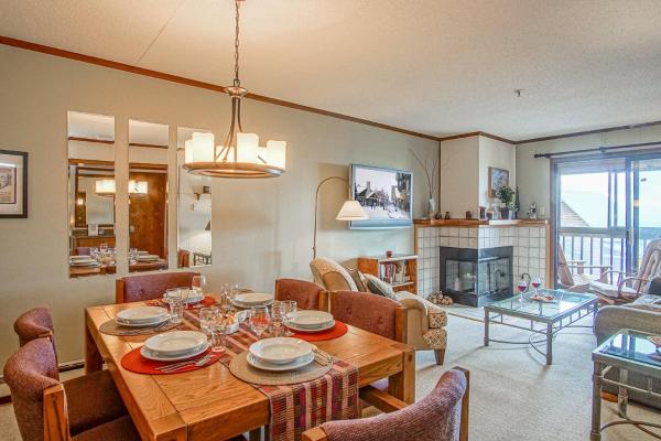 2 Br: Snowcrest 214a 2 Bedroom: Indoor Hot Tubs Game Room Easy Slope Access - Snowshoe, WV